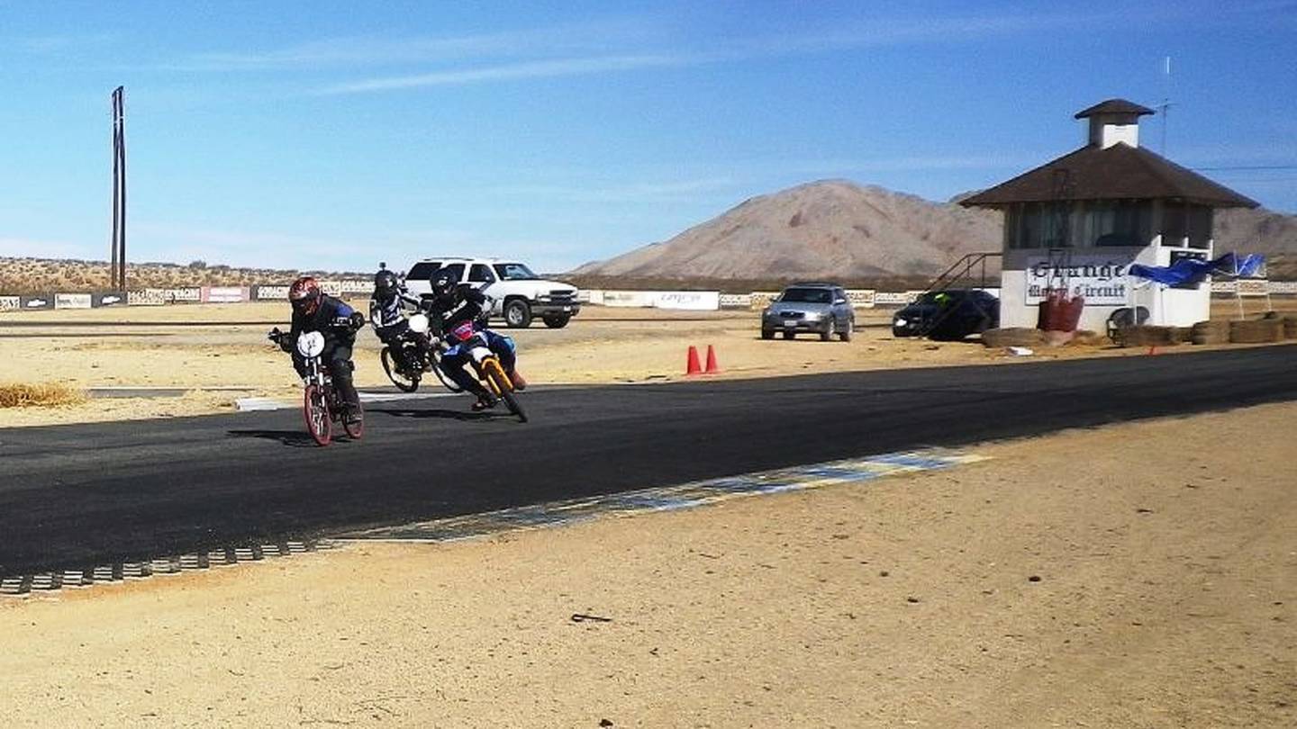 SoCal Motor Bicycle Racing at Grange Motor Circuit