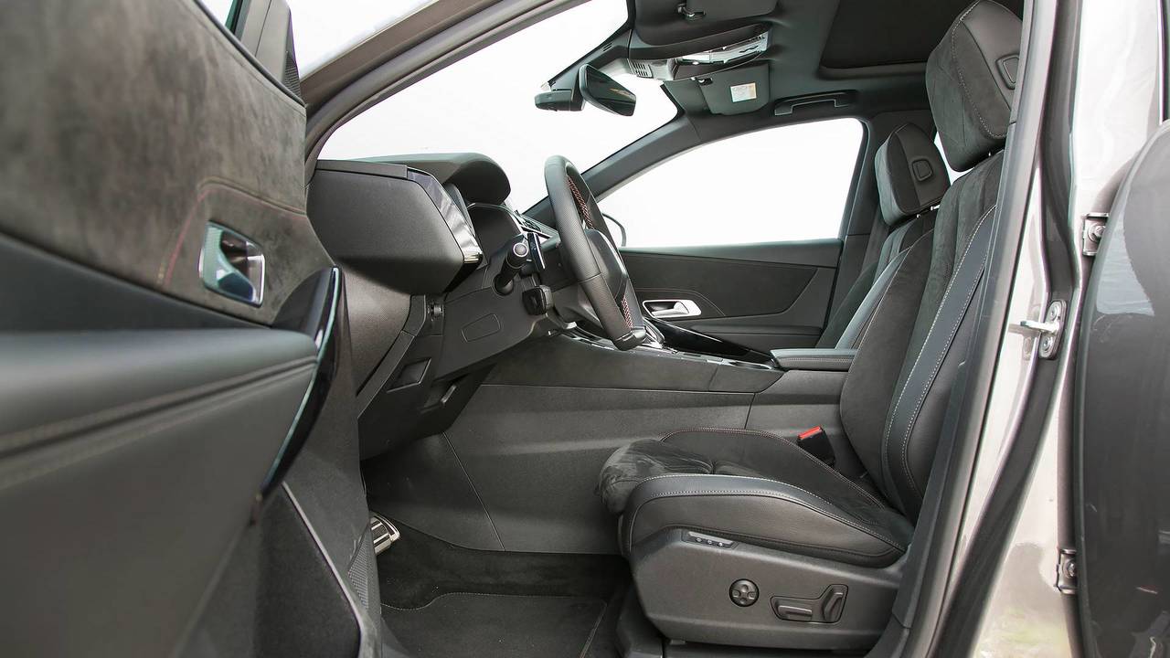 Prueba DS 7 CROSSBACK BlueHDi 180 2018, un SUV de alta costura