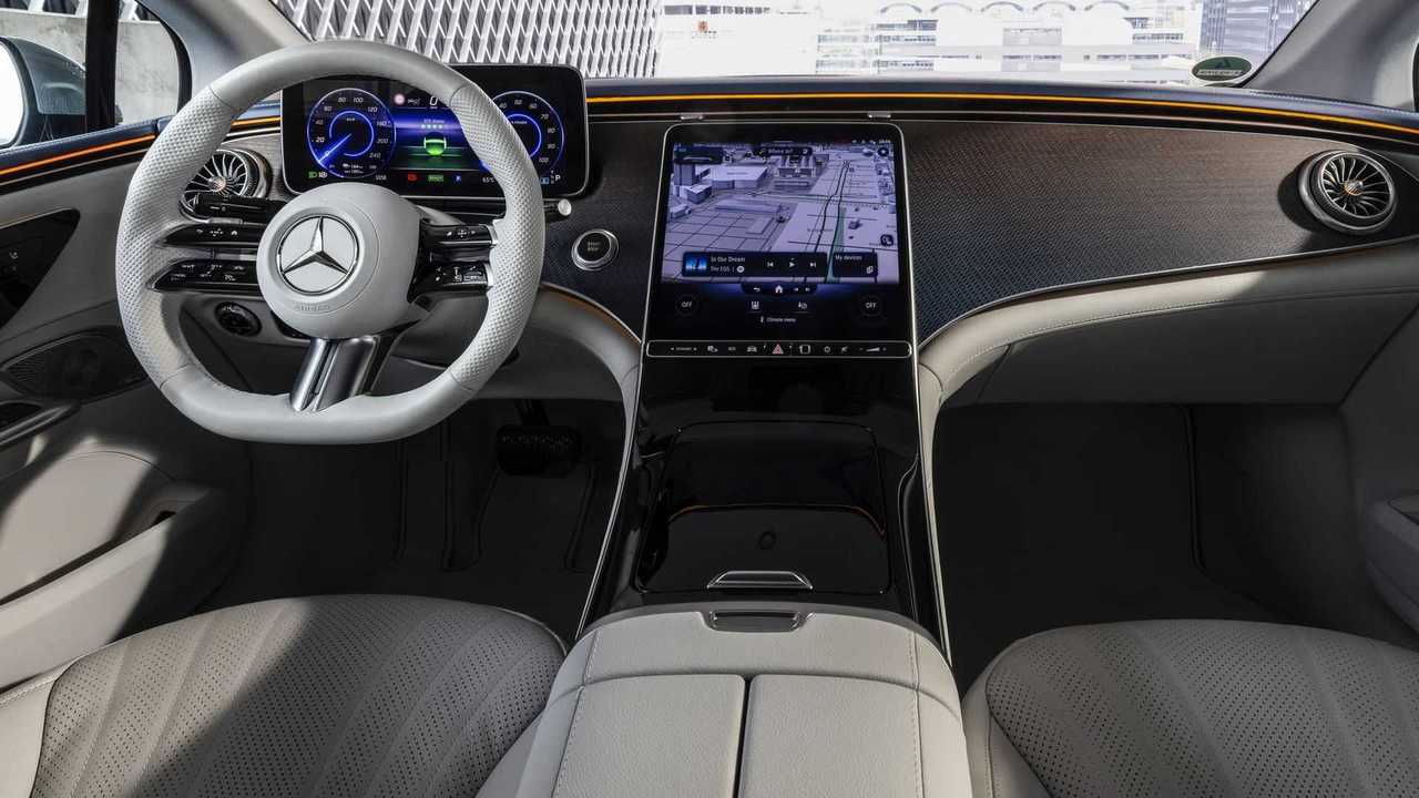 Mercedes lança os elétricos EQA, EQB e EQE no Brasil; veja as impressões