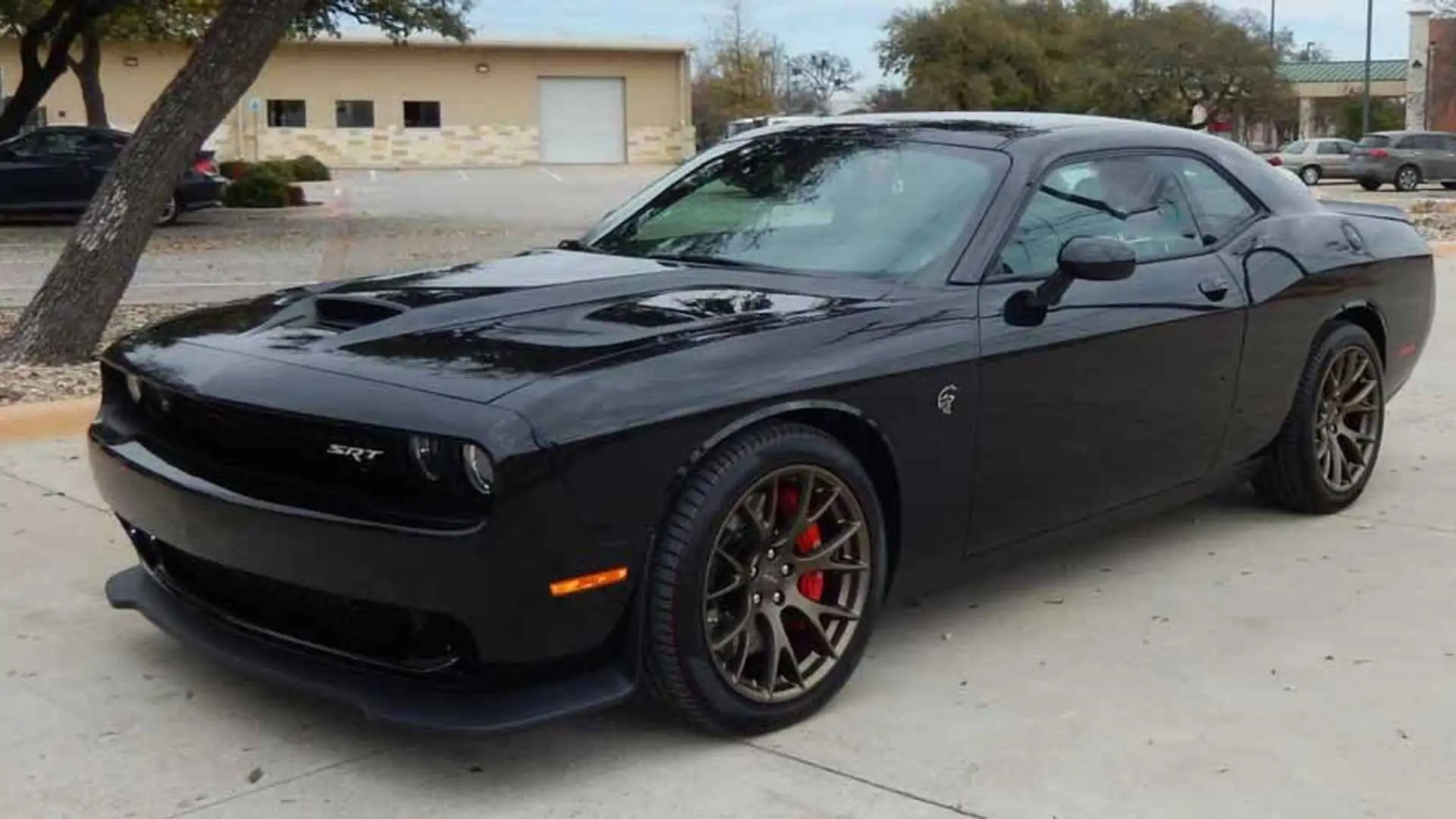Dodge Challenger Hellcat Black