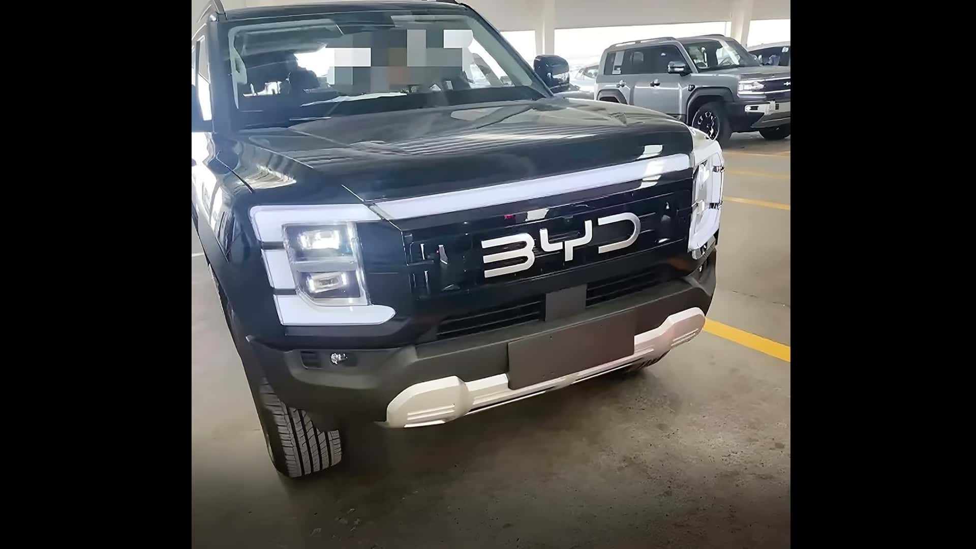 Nova picape da BYD revela frente de F-150 e será híbrida com até 500 cv