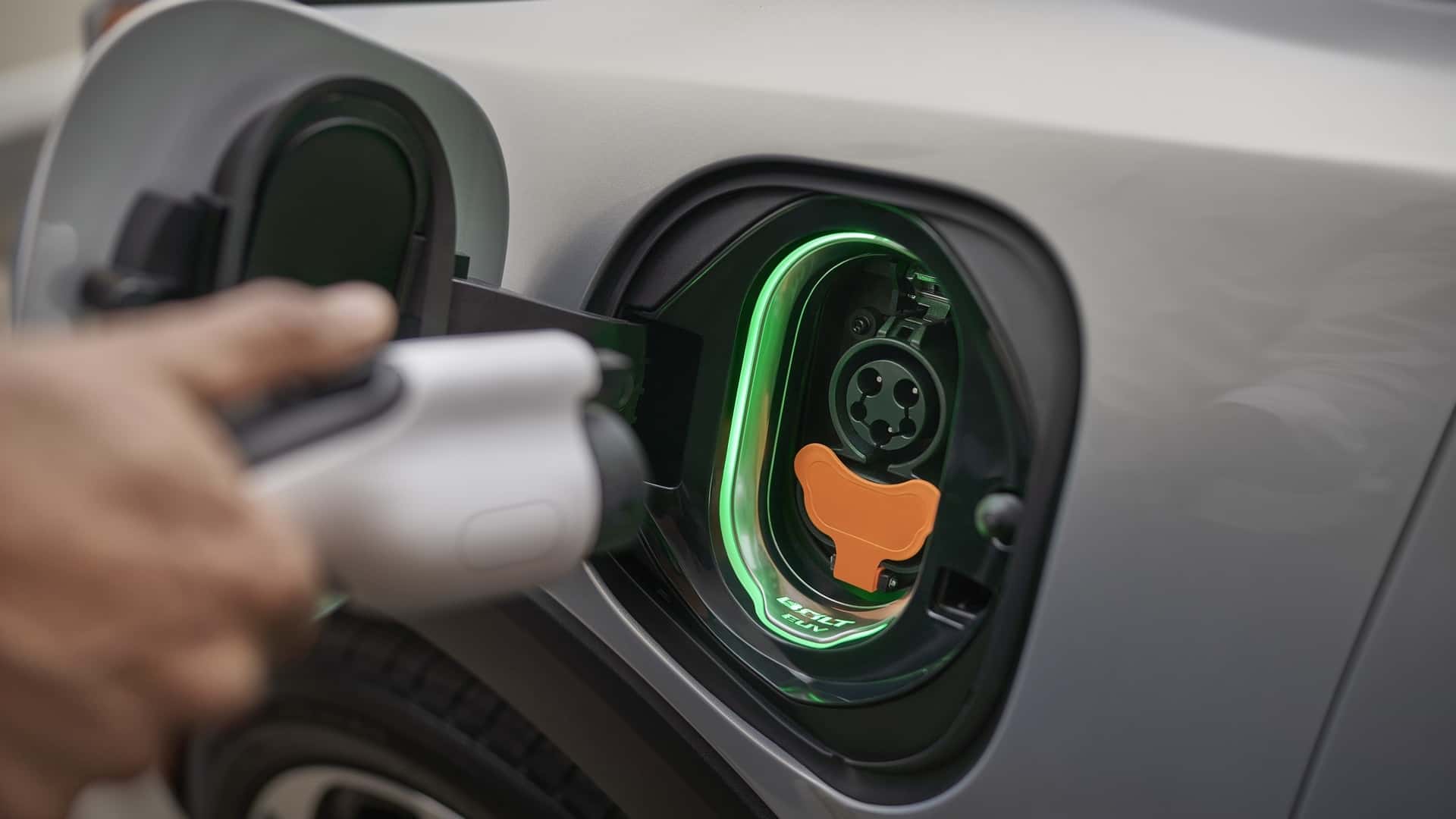 Chevrolet faz parceria com a WEG para ampliar infraestrutura de recarga ...