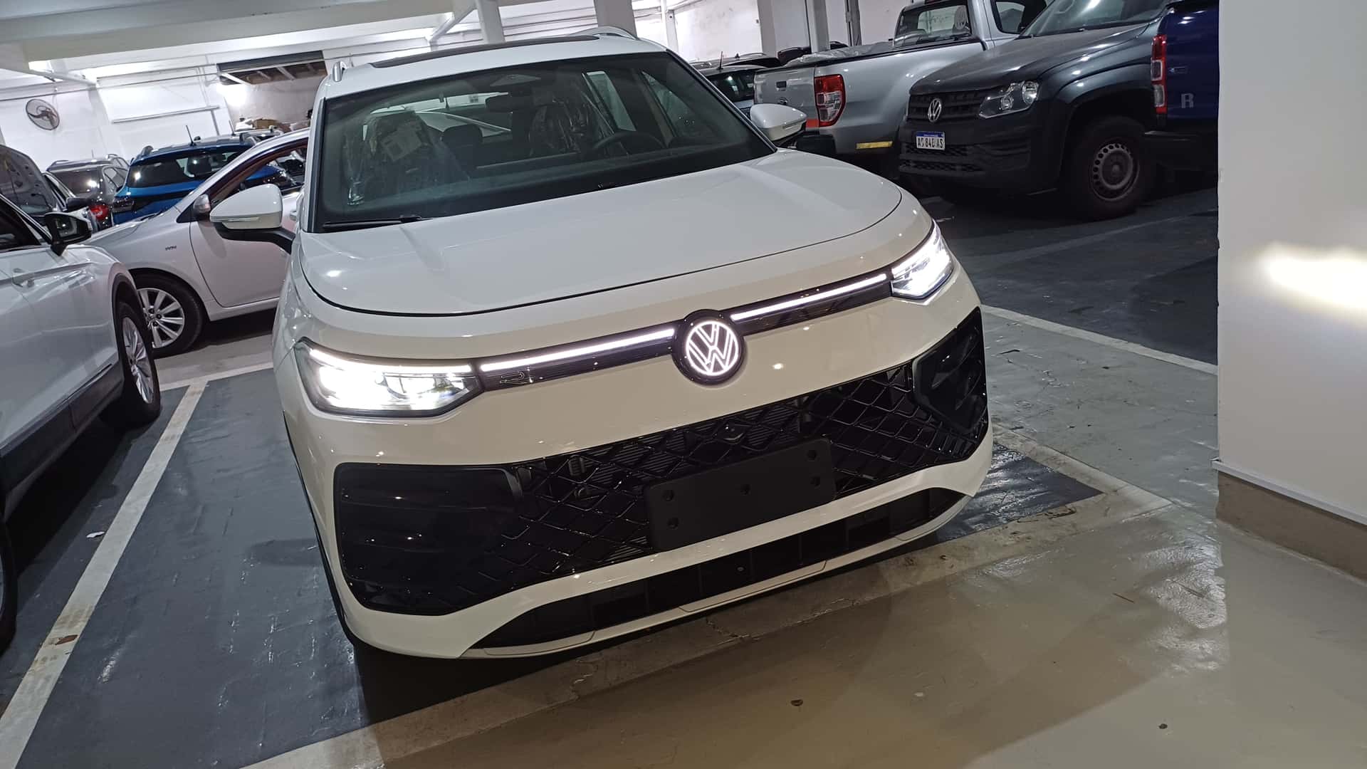 Rodando em testes no Brasil, VW Tiguan 2026 chega ainda em setembro à ...