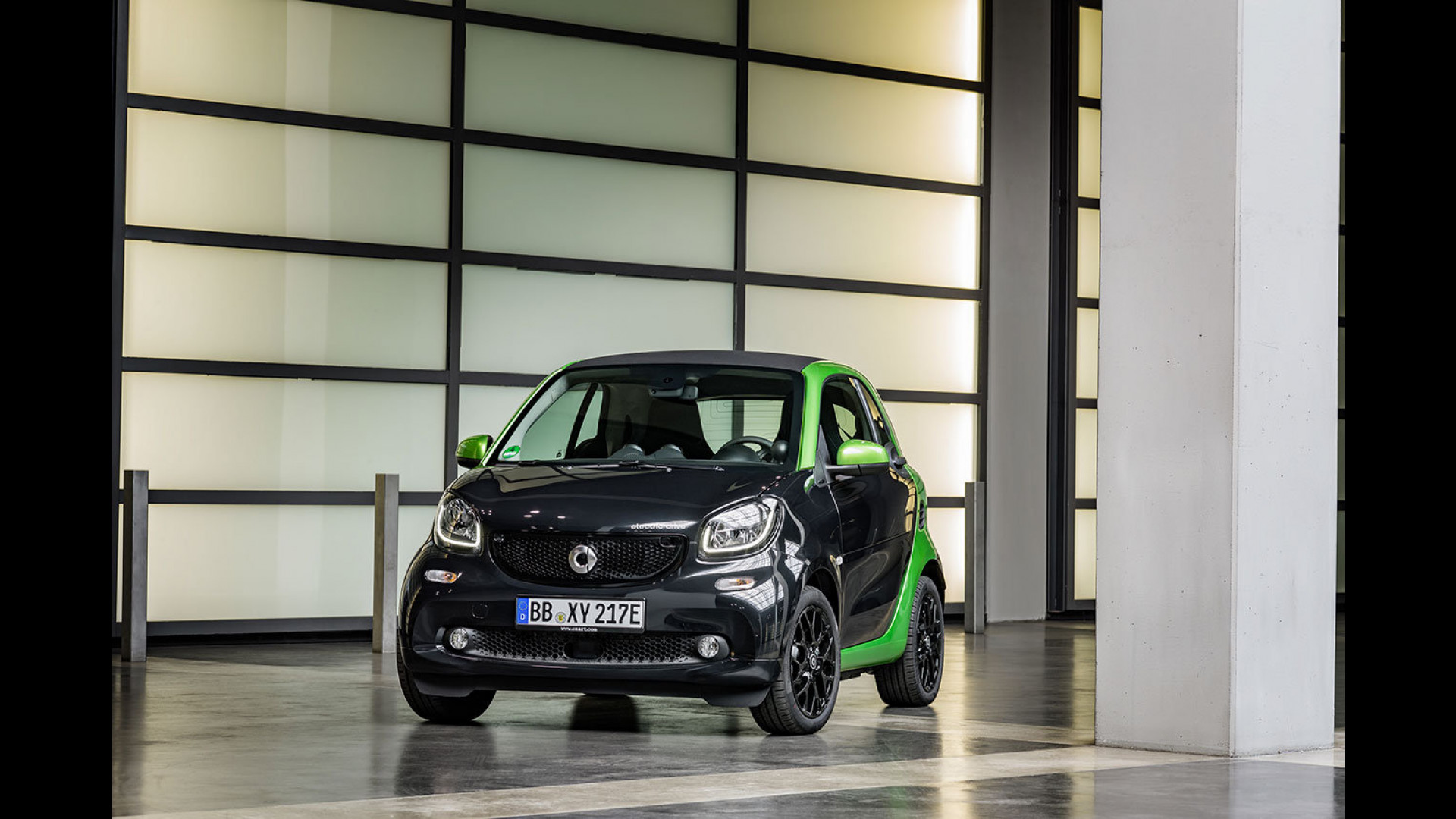 Nuova smart ED, la gamma ora ha più CV e autonomia | InsideEVs Italia Foto