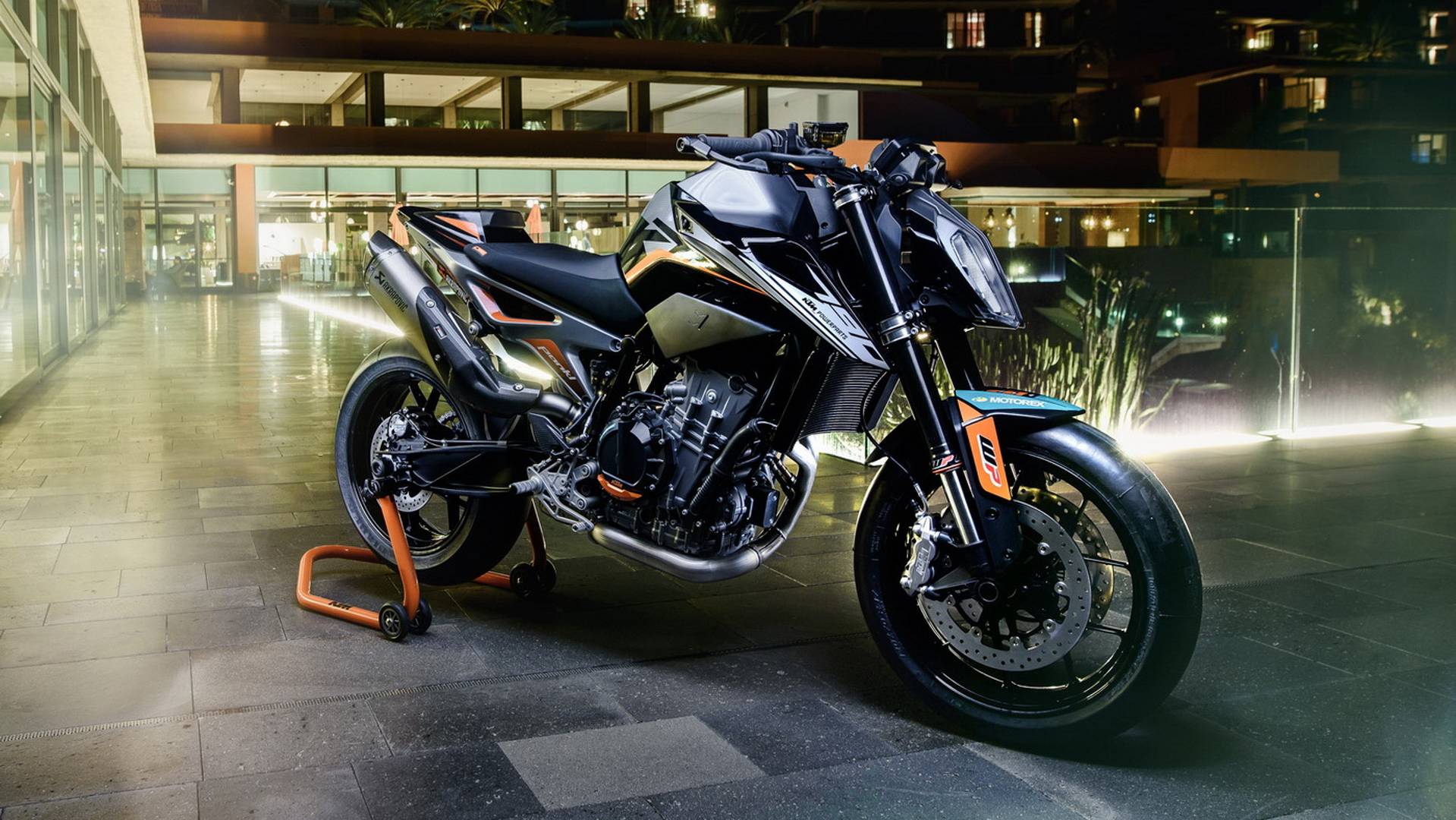KTM lanza su gama de accesorios para la nueva KTM 790 Duke