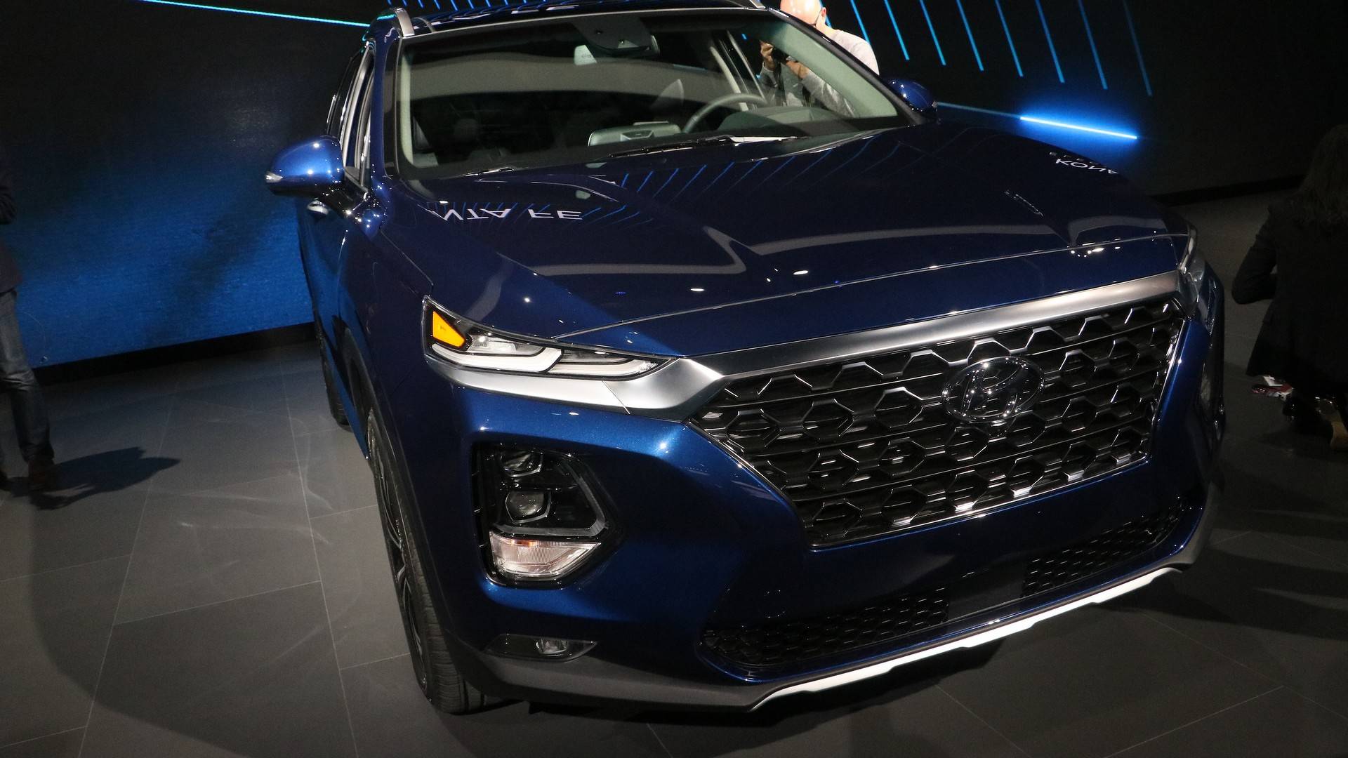 2019 Hyundai Santa Fe Starts At 25 500 550 More Than 2018my