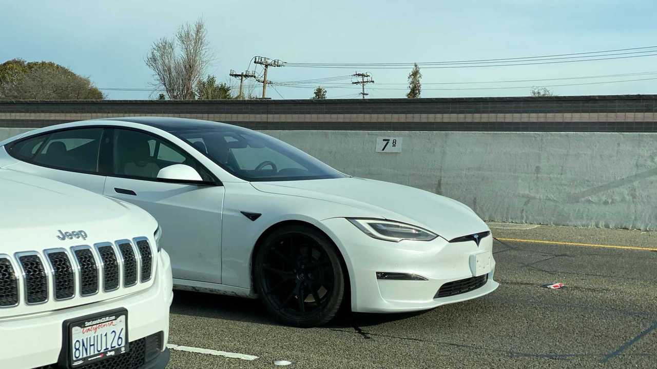 Revised Tesla Model S Plaid spotted in traffic