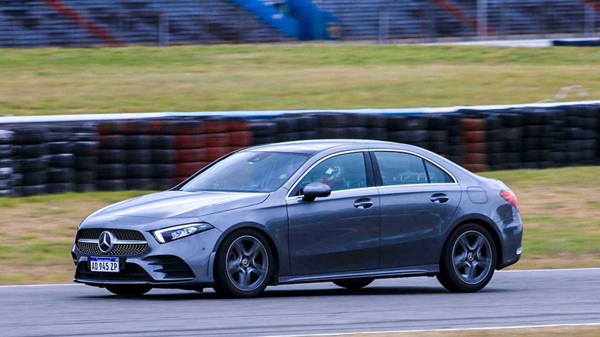 Ranking Autoblog: Mercedes-Benz A 250 Sedán AMG-Line