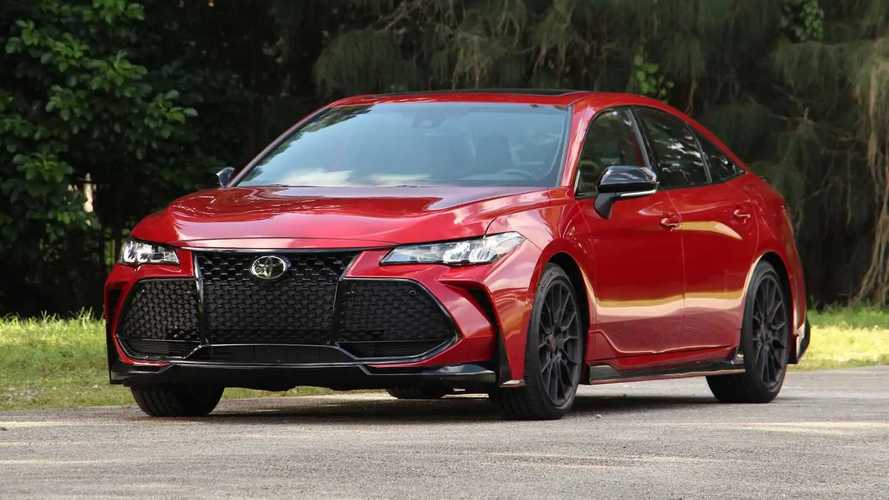 Toyota Avalon News and Reviews | Motor1.com