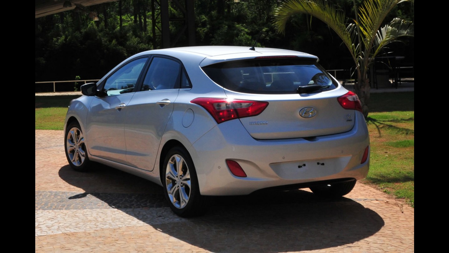 Oficial: Hyundai inicia as vendas do Novo i30 - Veja os preços, versões ...