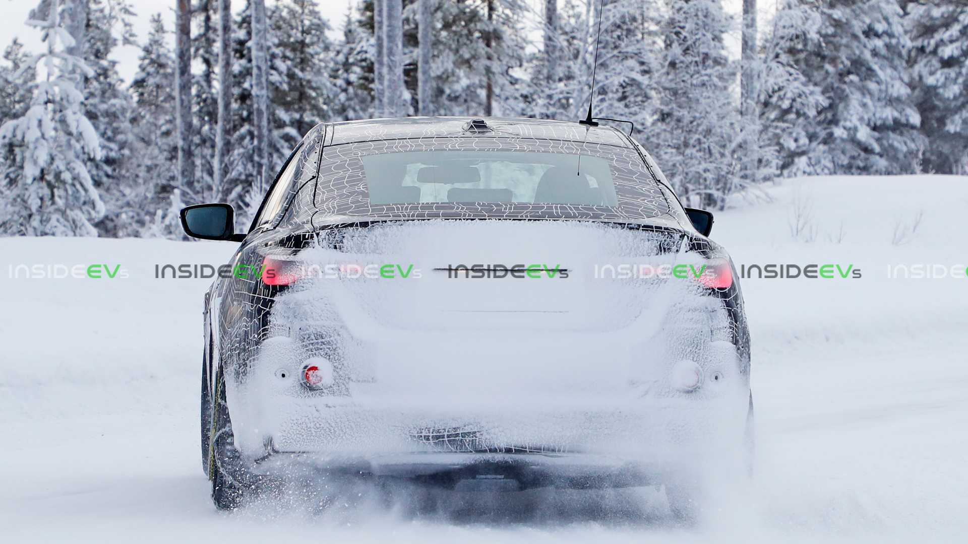 BMW i4 Caught During Cold Weather Testing: Interior Revealed