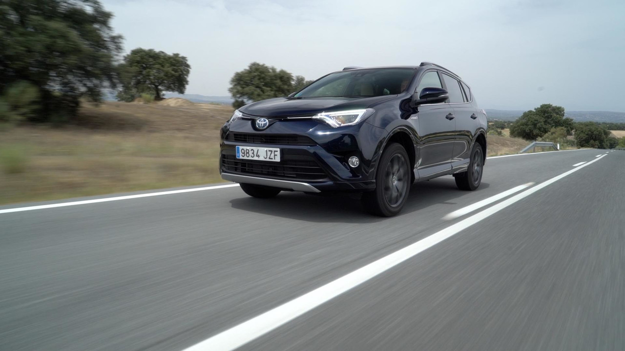 ¿Qué coche comprar? Toyota RAV4 hybrid 4x2 Feel! Edition 2017