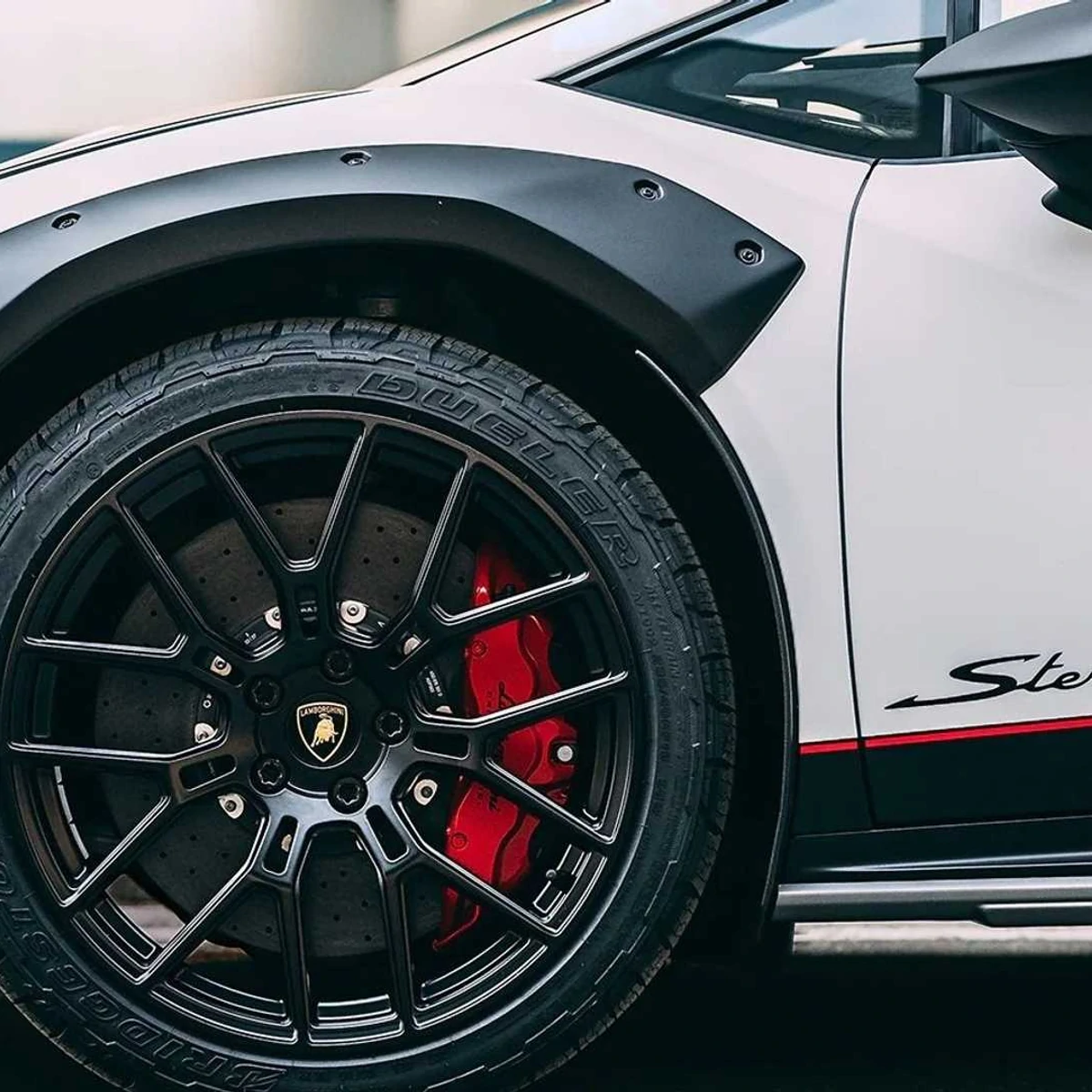 Lamborghini tyres store