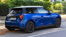 Neuer Mini: Ab 2024 auch mit Verbrenner und als Cabrio