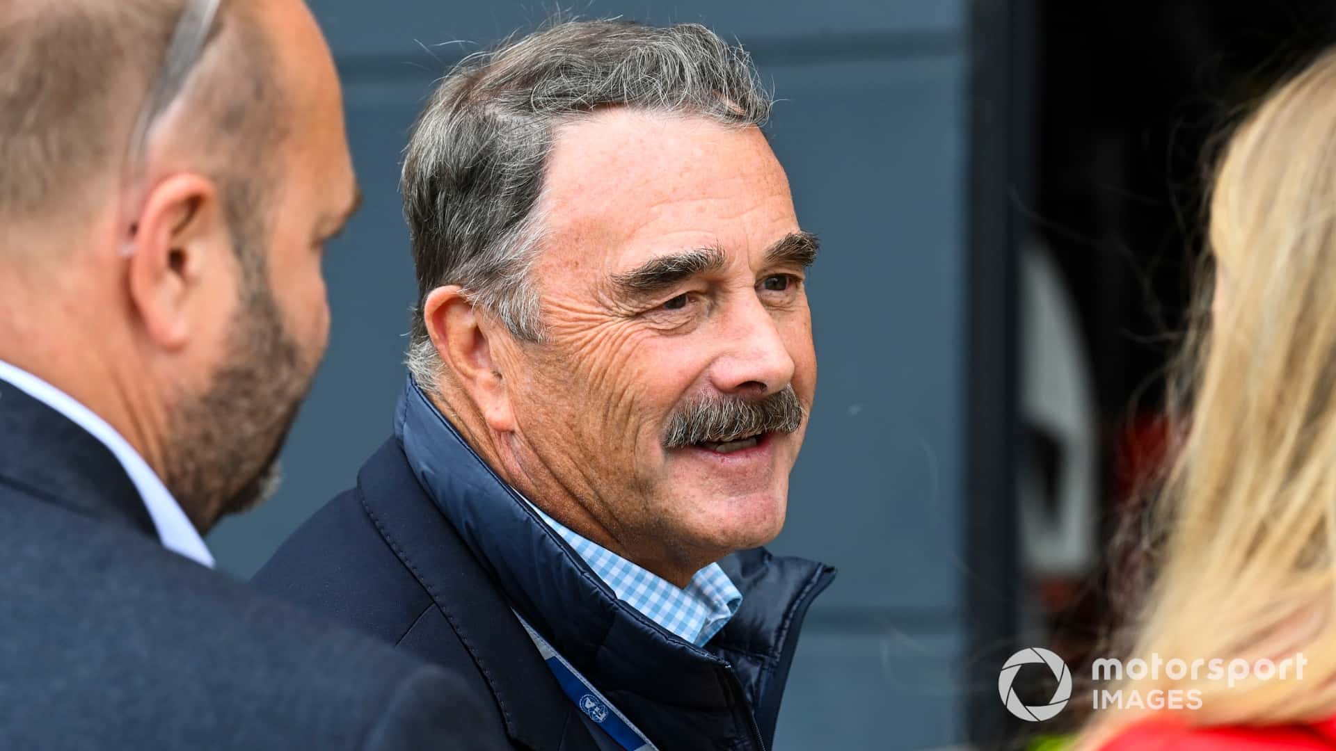 Des trophées et des casques de Nigel Mansell vendus pour plus de 2,3 ...