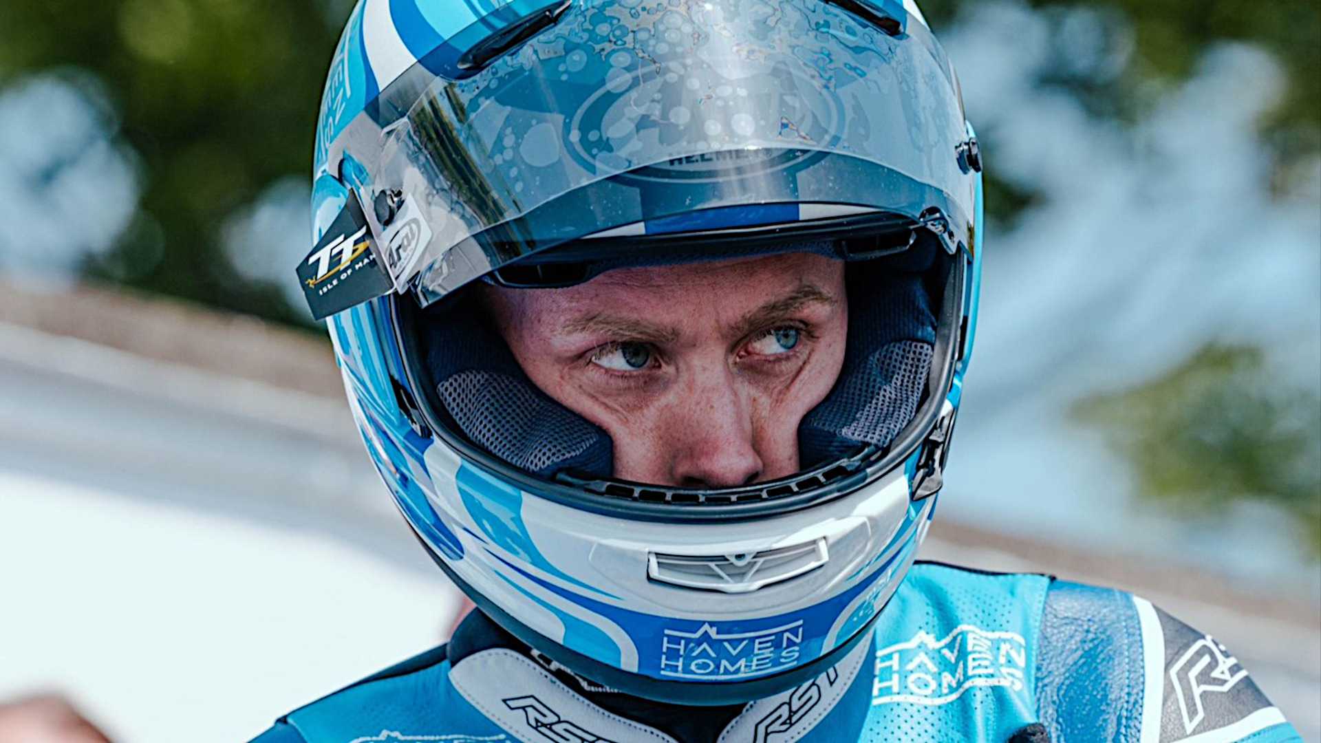 2023 Isle of Man TT: Sidecar Passenger Callum Crowe Injured In Qualifying