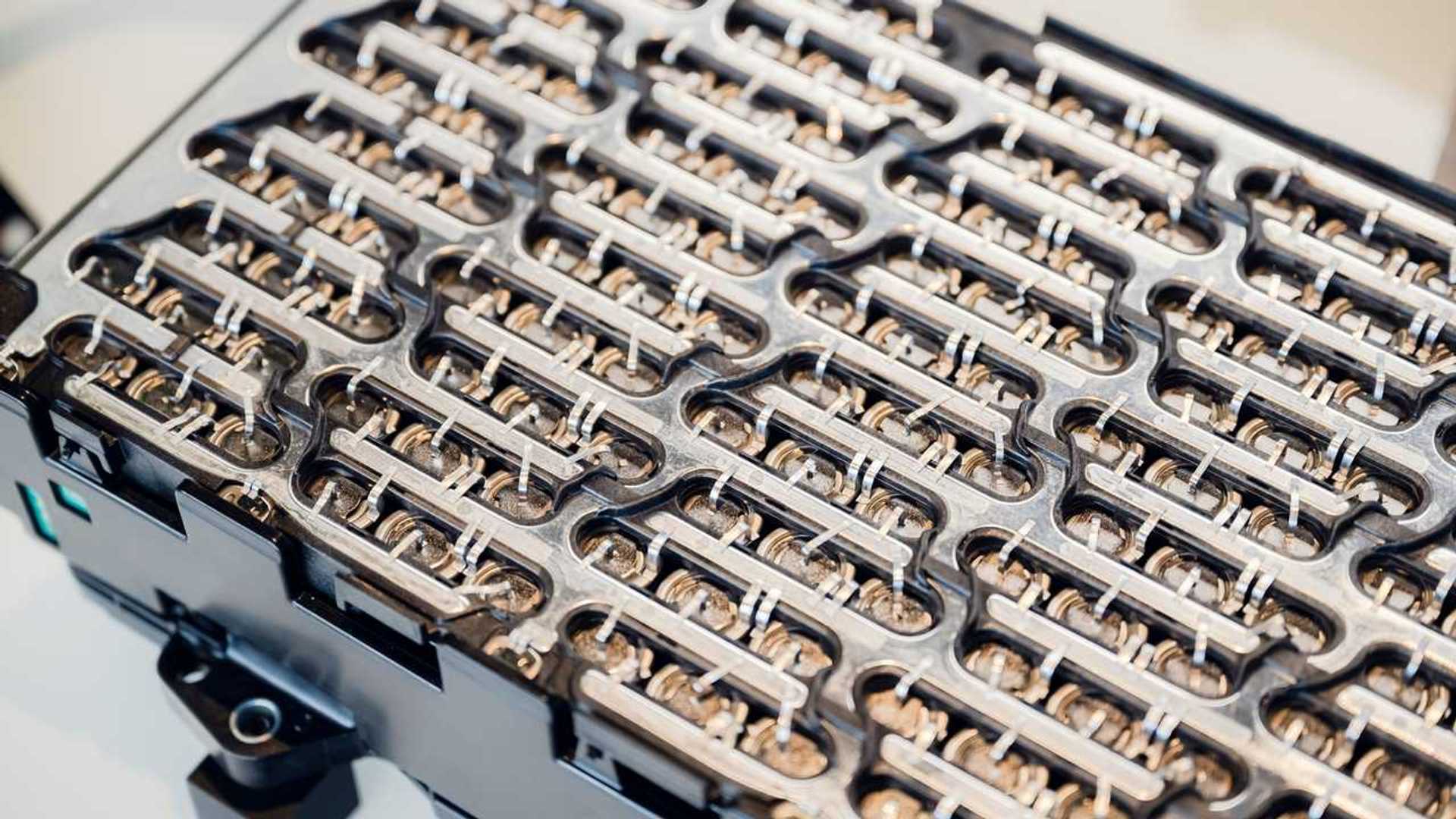 2022 Lucid Air Grand Touring Performance First Drive Review: Swift ...