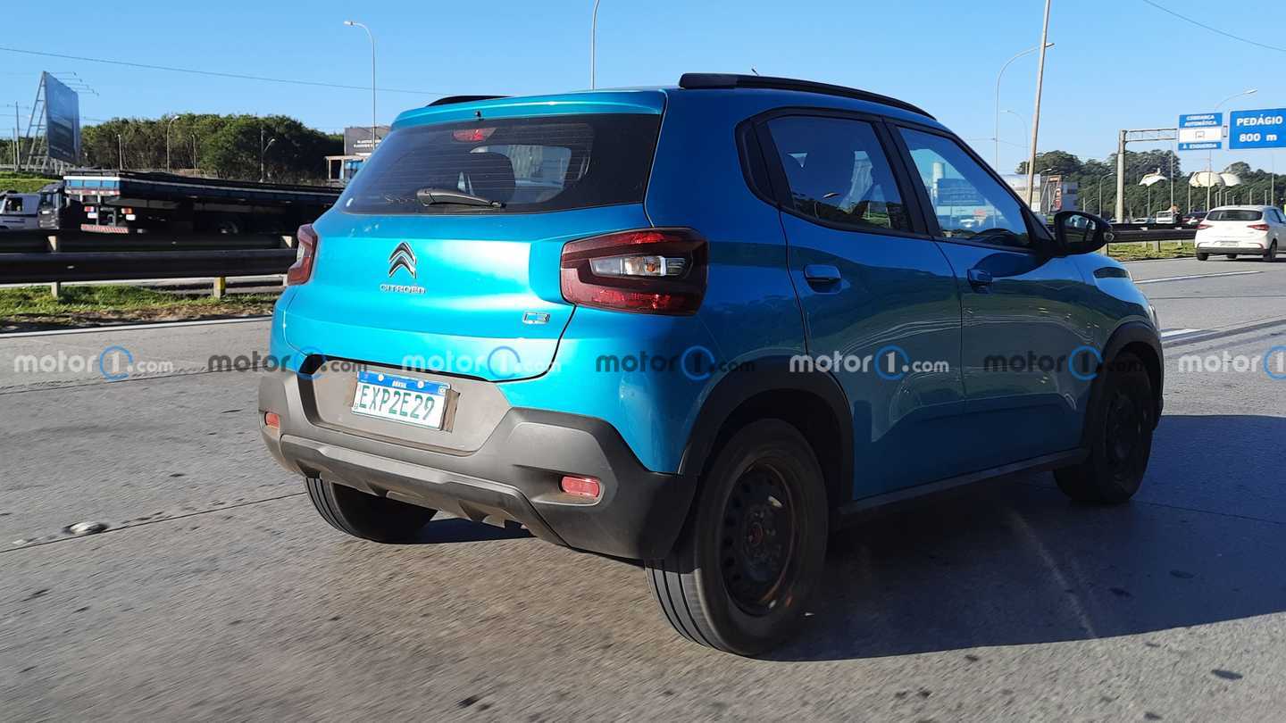 Flagra: Novo Citroën C3 2023 tem porte de Argo e aparece sem disfarces