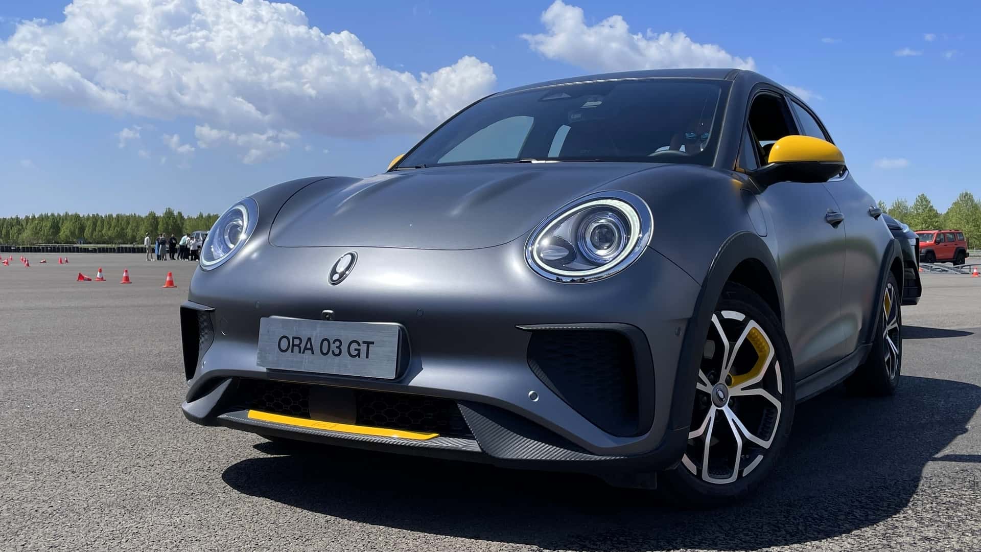 GWM Ora 03 GT aparece com novidades e inédita opção de pintura fosca