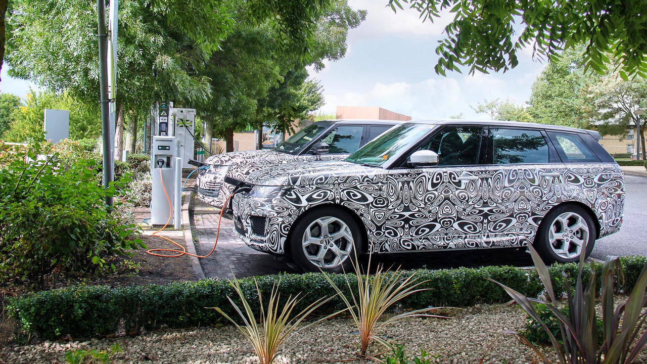 Range Rover Plug-in Hybrid Confirmed