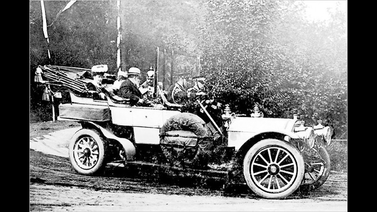 Der Fuhrpark von Queen Elizabeth II., ihrem Gefolge und ihren Ahnen