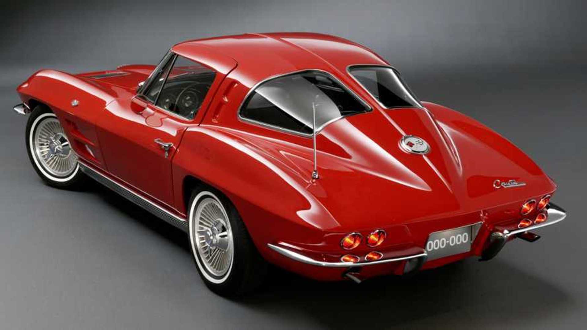 Chevrolet Corvette, la storia prima della rivoluzione