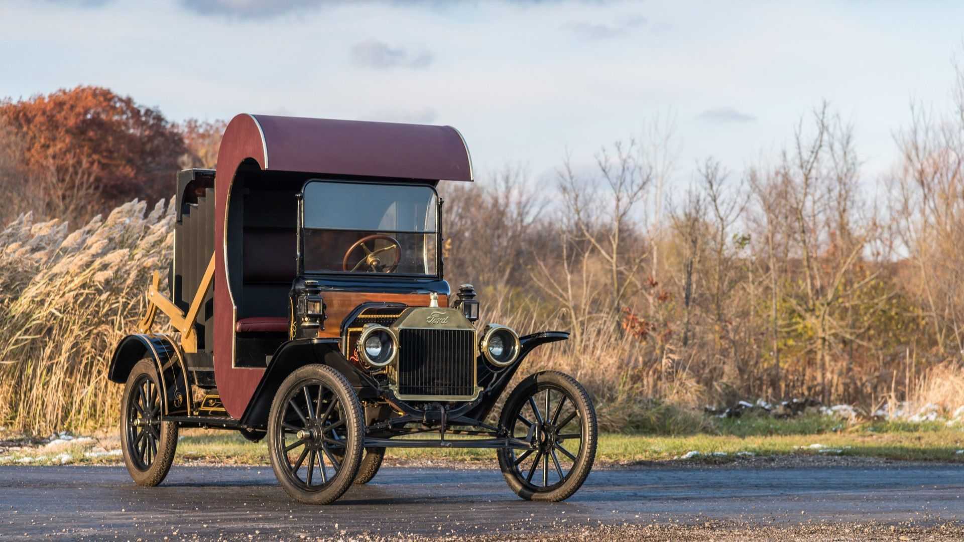 Clever 1914 Ford Model T Modified To Look Like A Kodak Camera | Motorious