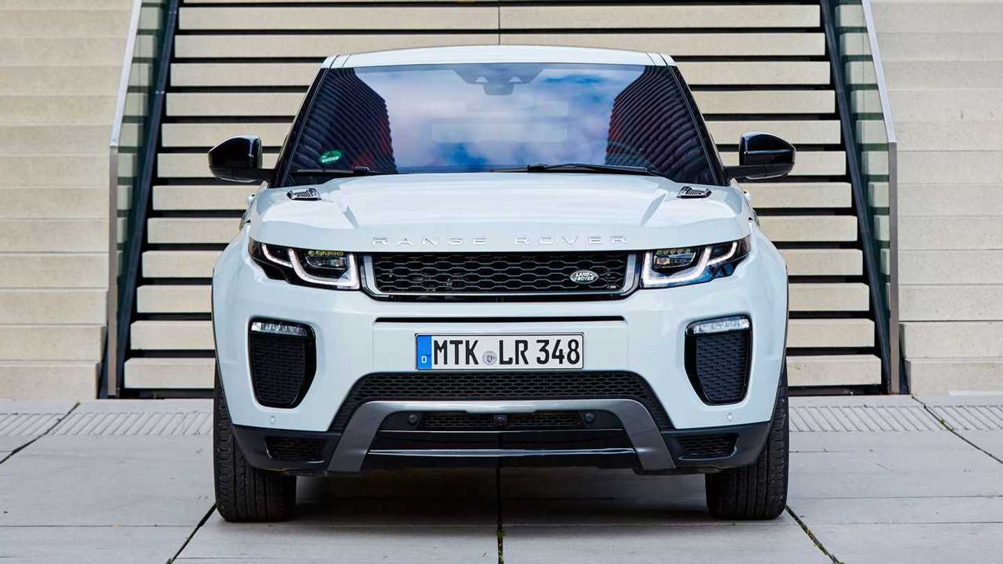 Range Rover Evoque, faccia a faccia fra vecchia e nuova