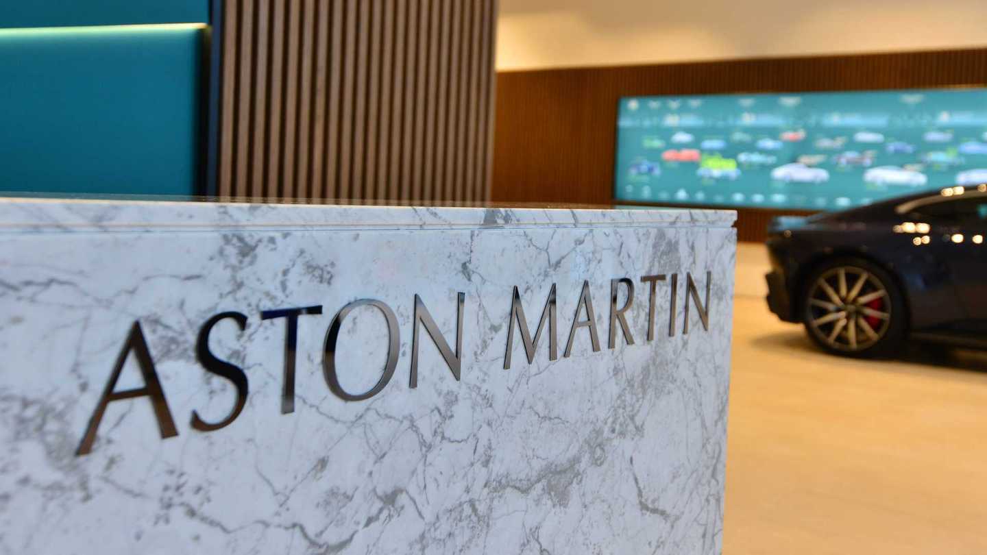 Aston Martin Brasil inaugura concessionária em São Paulo