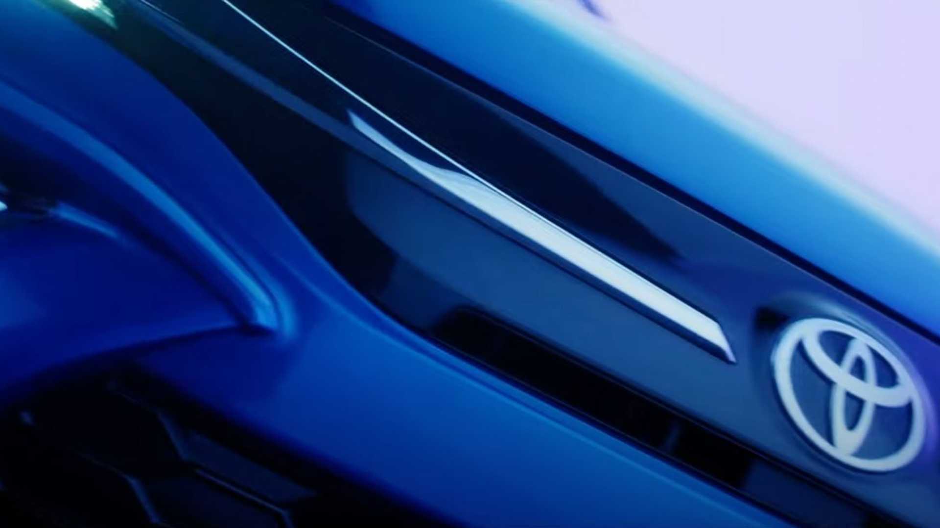 Novo SUV anti-Creta da Toyota tem detalhes revelados em teasers