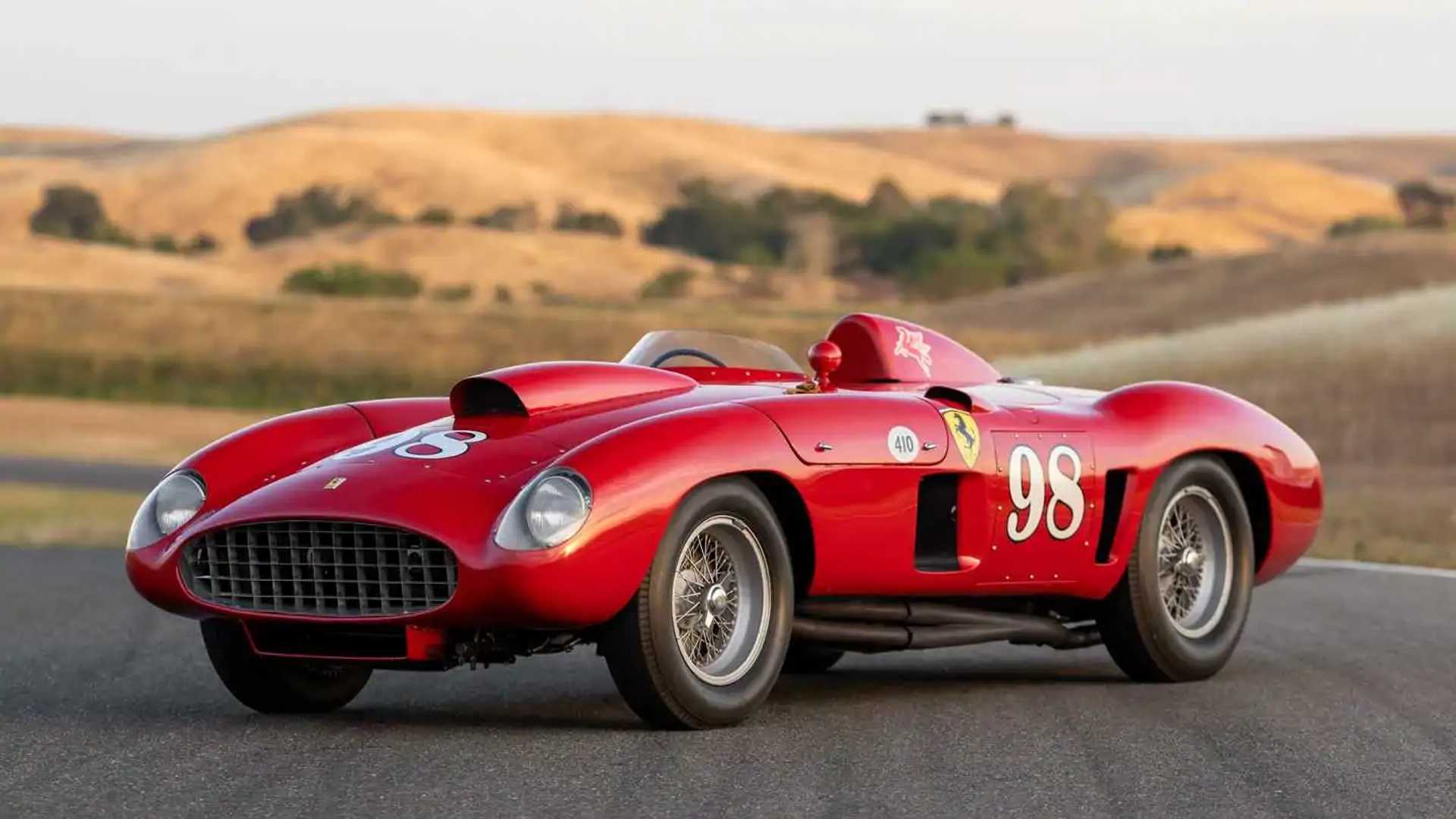 Ferrari e le altre: le auto milionarie vendute all'asta a Pebble Beach