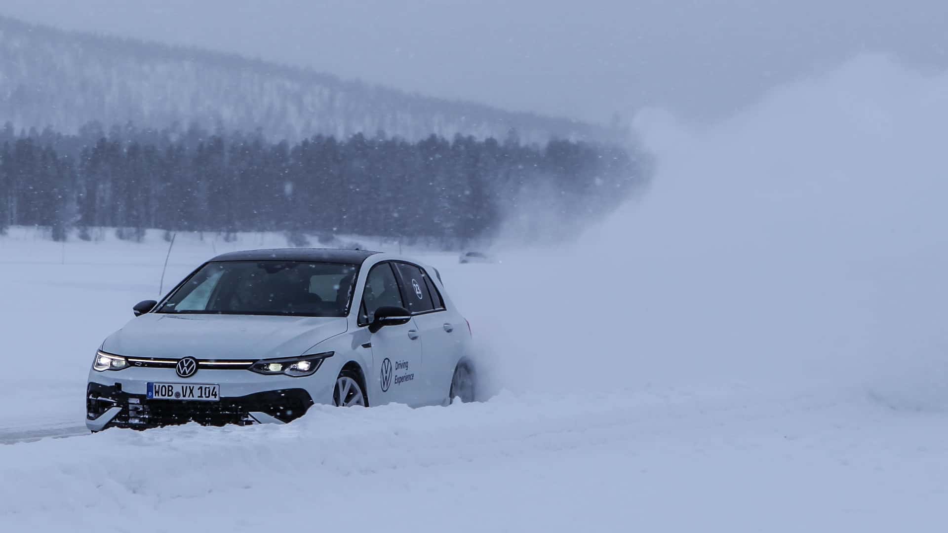 Volkswagen R Experience Ice Course - fun and learning on ice