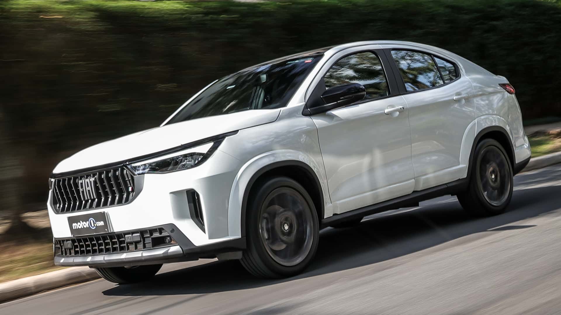 Teste Fiat Fastback Impetus Hybrid: preço, consumo e desempenho