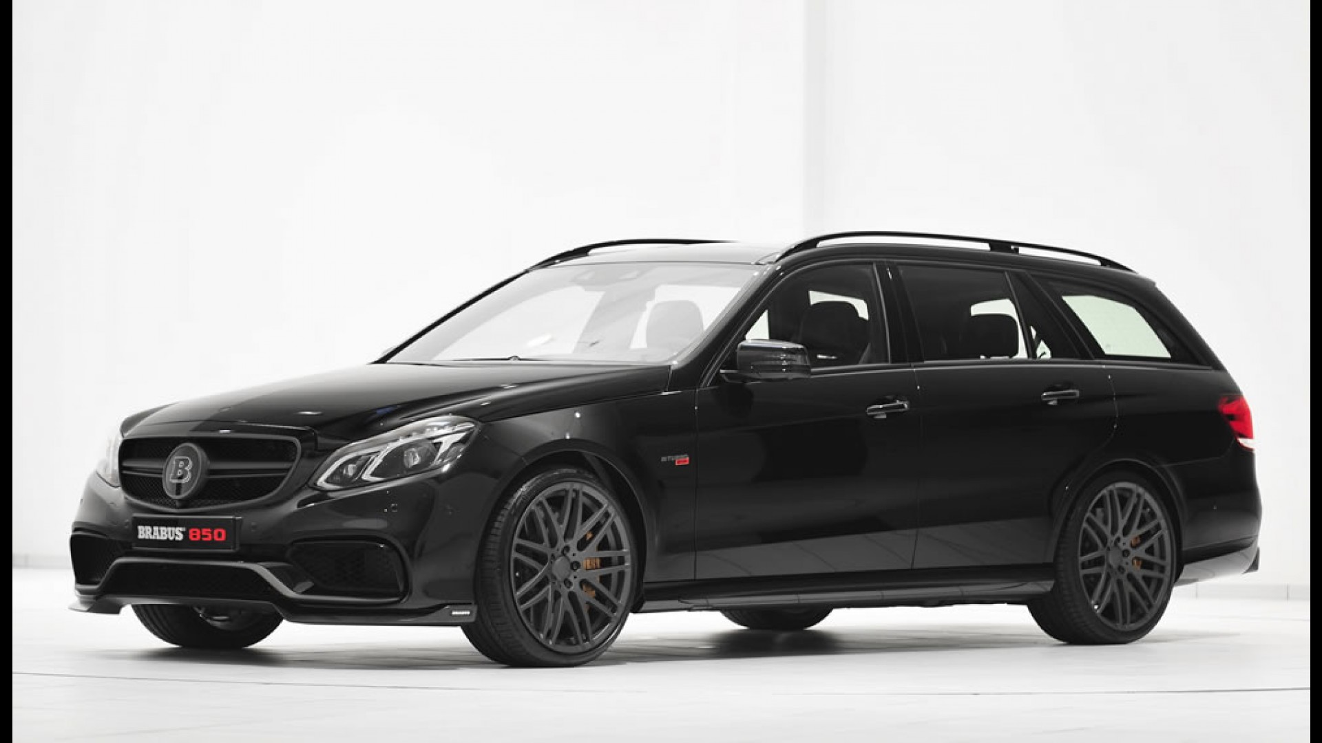Insana: Mercedes-Benz E63 AMG Estate da Brabus tem 850 cv de potência