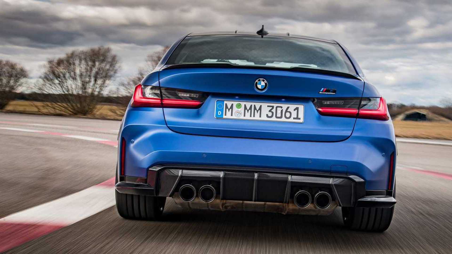 La sua BMW M3 fa troppo rumore, la polizia di New York lo multa
