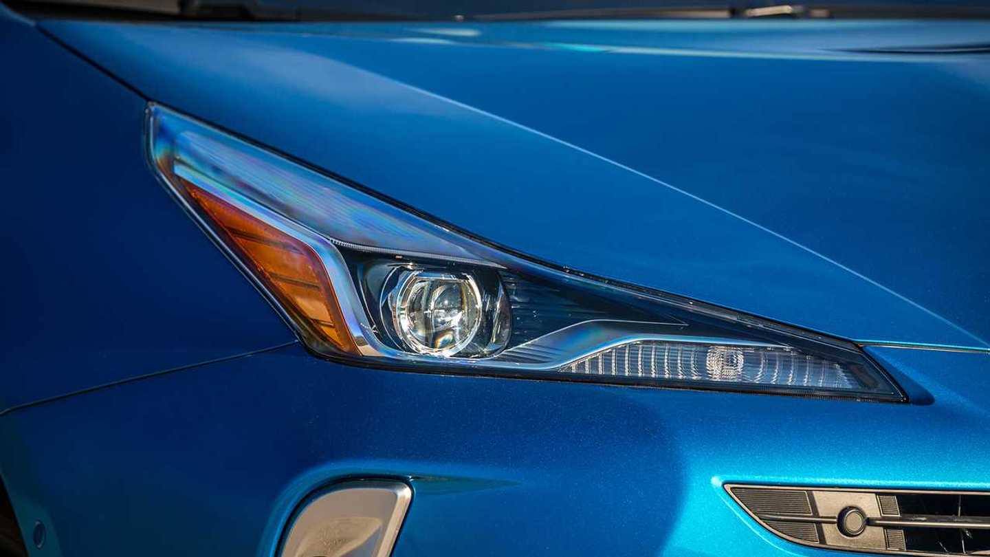 2019 Toyota Prius AWD-e First Drive: Can A Prius Be Fun?