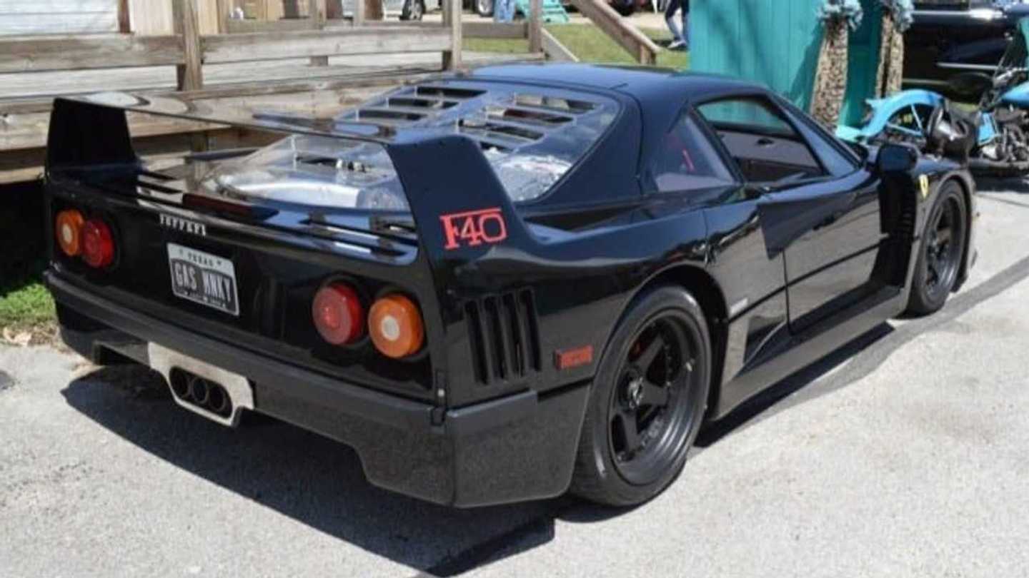 La célèbre Ferrari F40 du Gas Monkey Garage est de nouveau à vendre