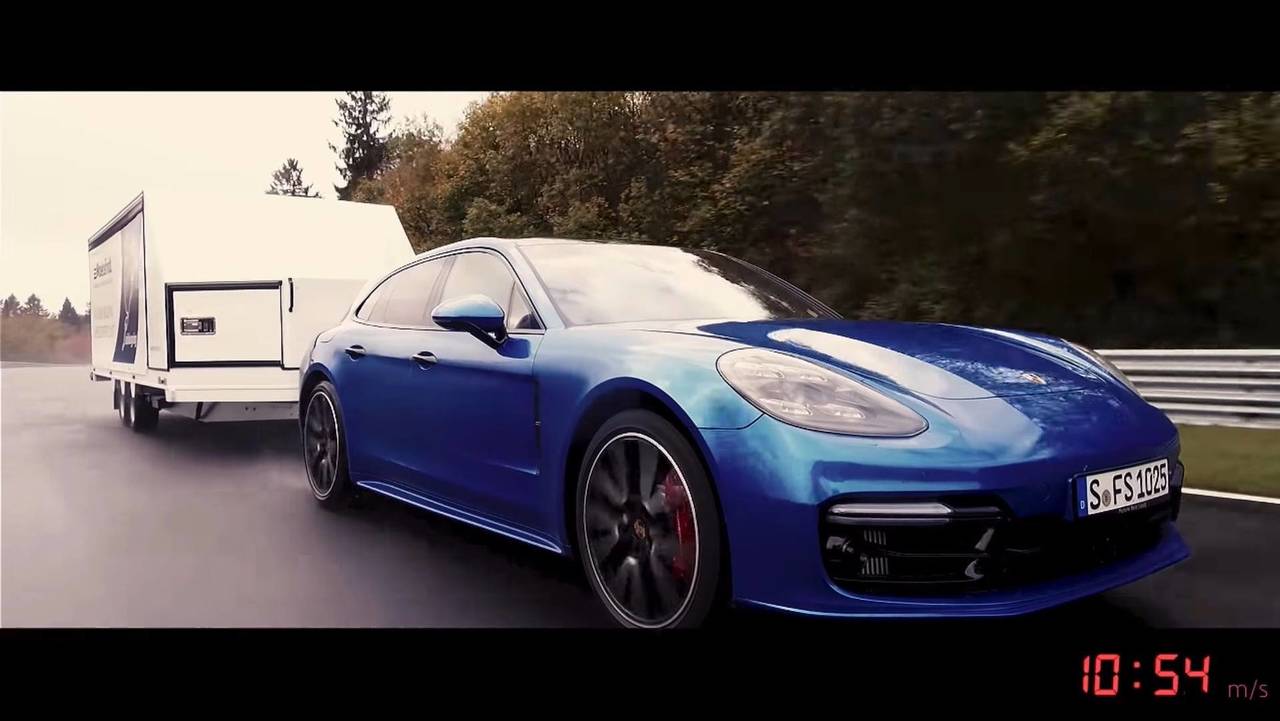 Une Porsche Panamera ST et sa remorque signent un record sur le Nürburgring