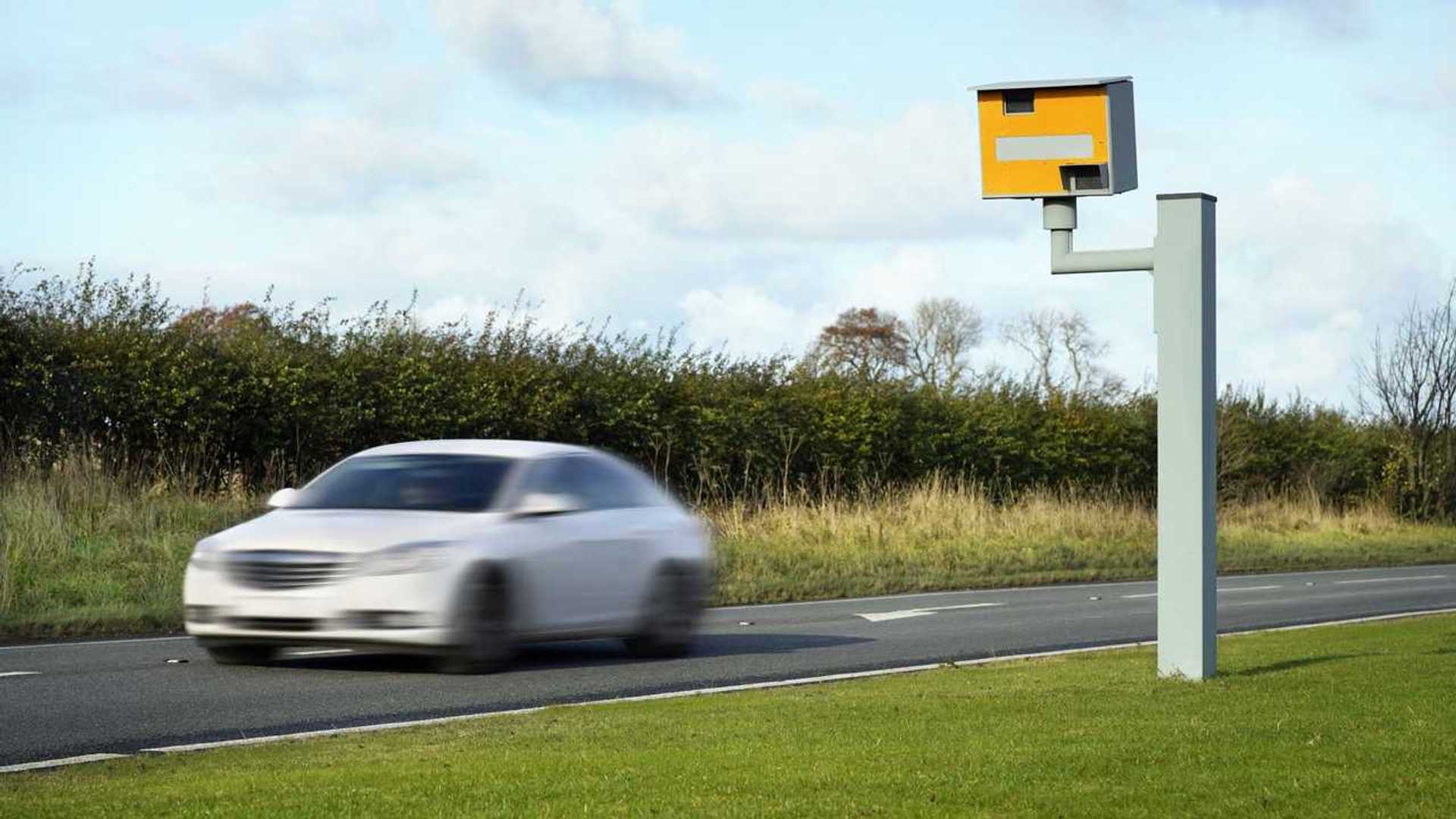 UK: new AI cameras to be deployed nationwide for road safety