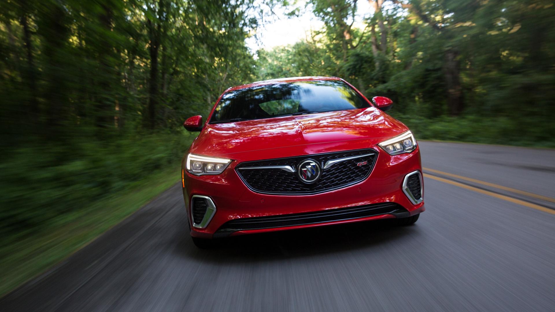 Opel Insignia GSi'nin kuzenleri: Regal GS ve Commodore VXR