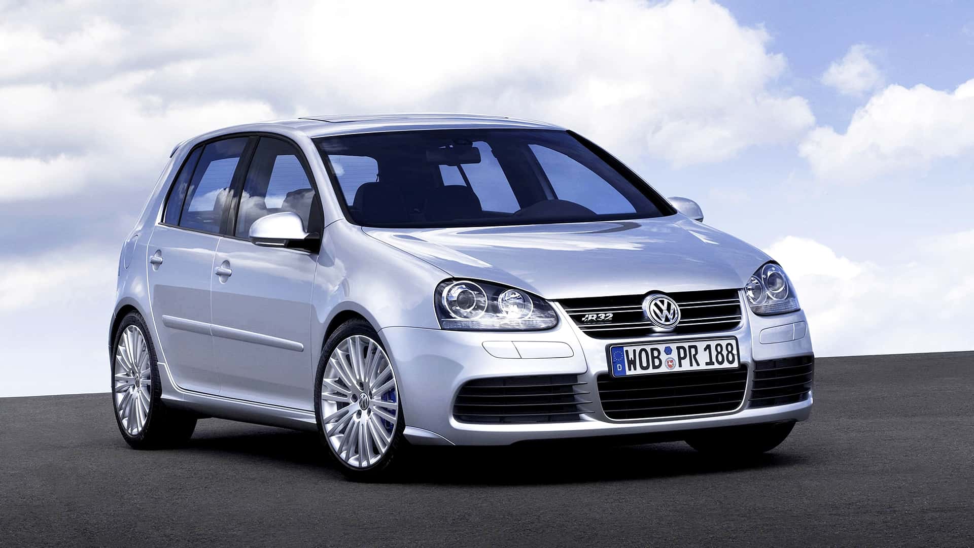Foto: Volkswagen Golf R32 (2005-2008) | Motor1.com