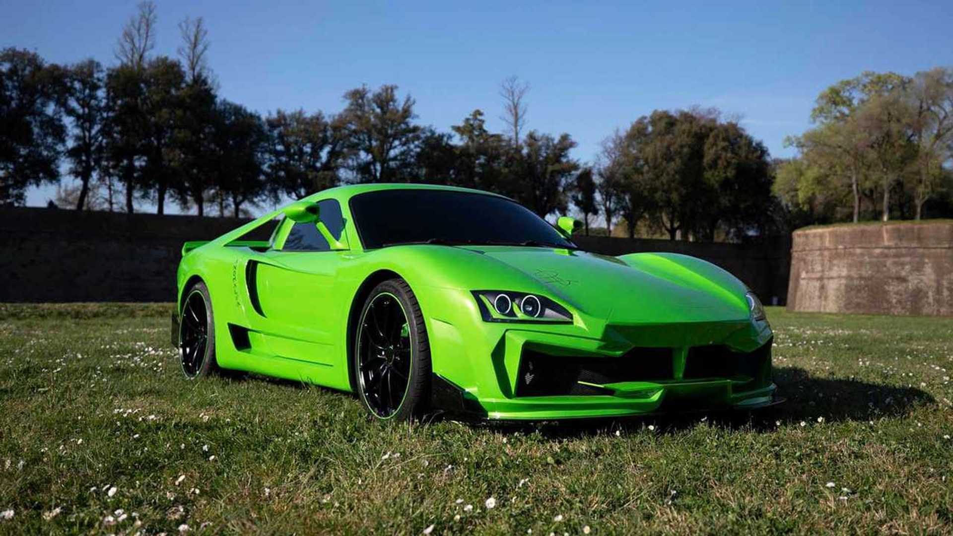 Tutto su Sly Garage Factory e le sue auto. Supercar italiane crescono