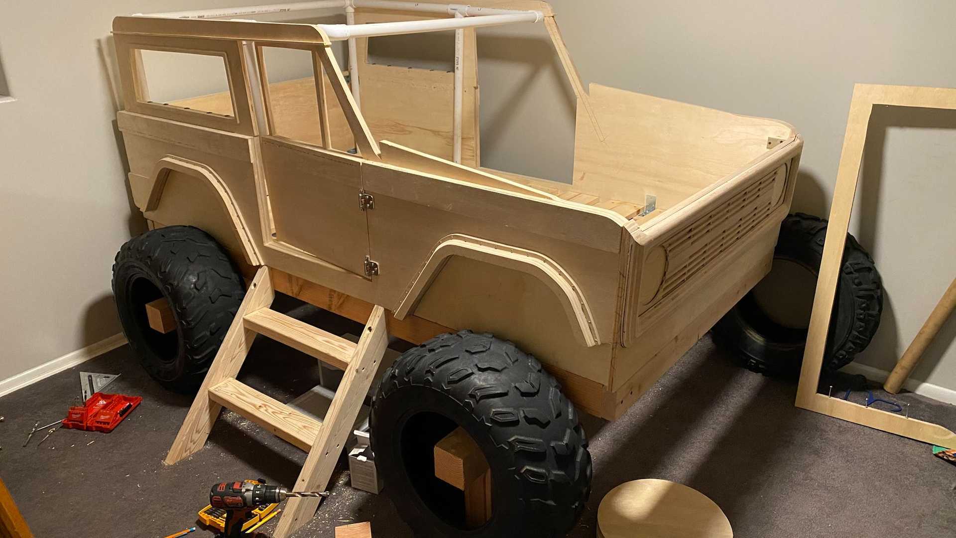 Ford Bronco With Truck Bed