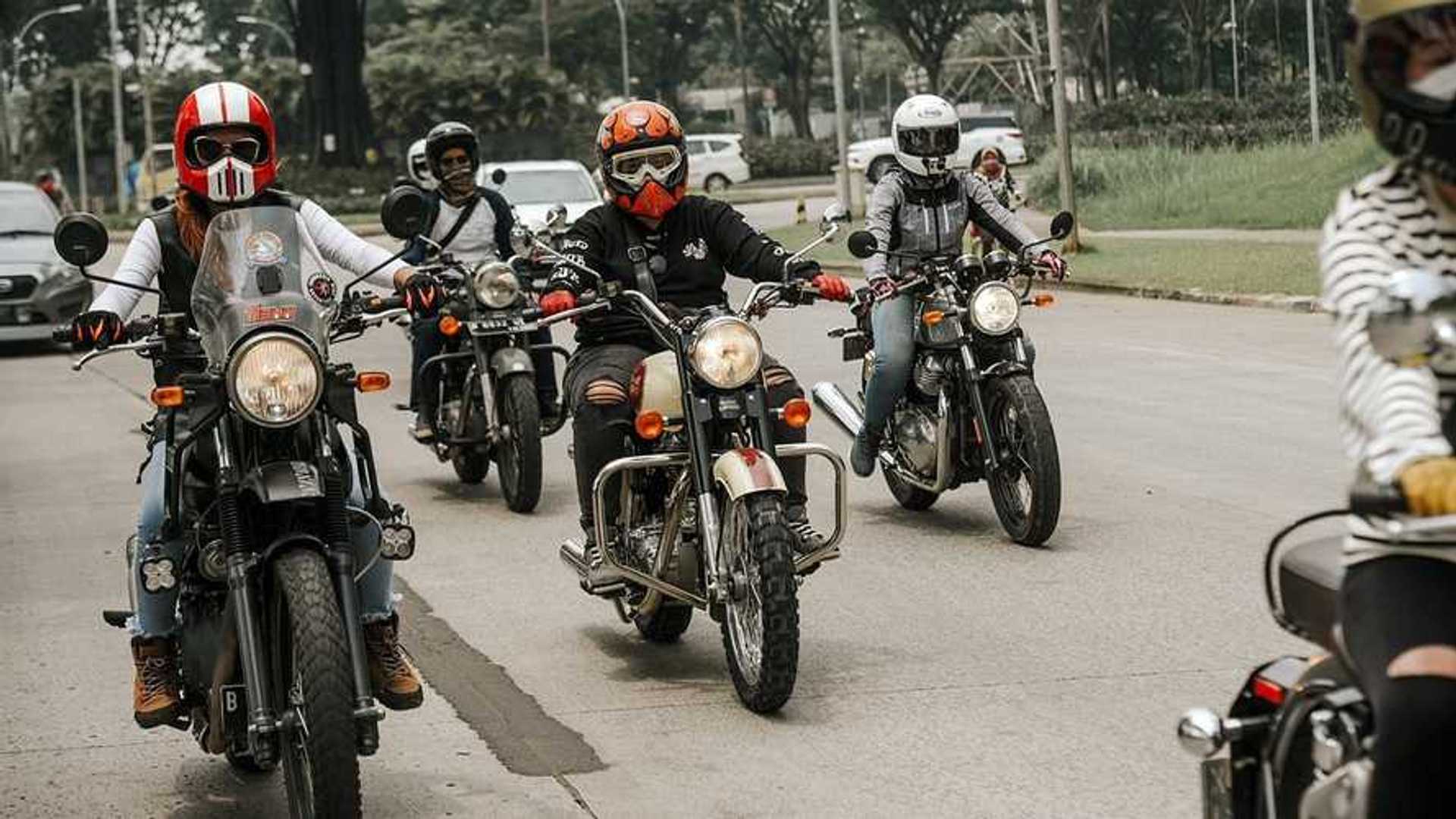 Peringati Hari Perempuan, Royal Enfield Gelar Riding Eksklusif