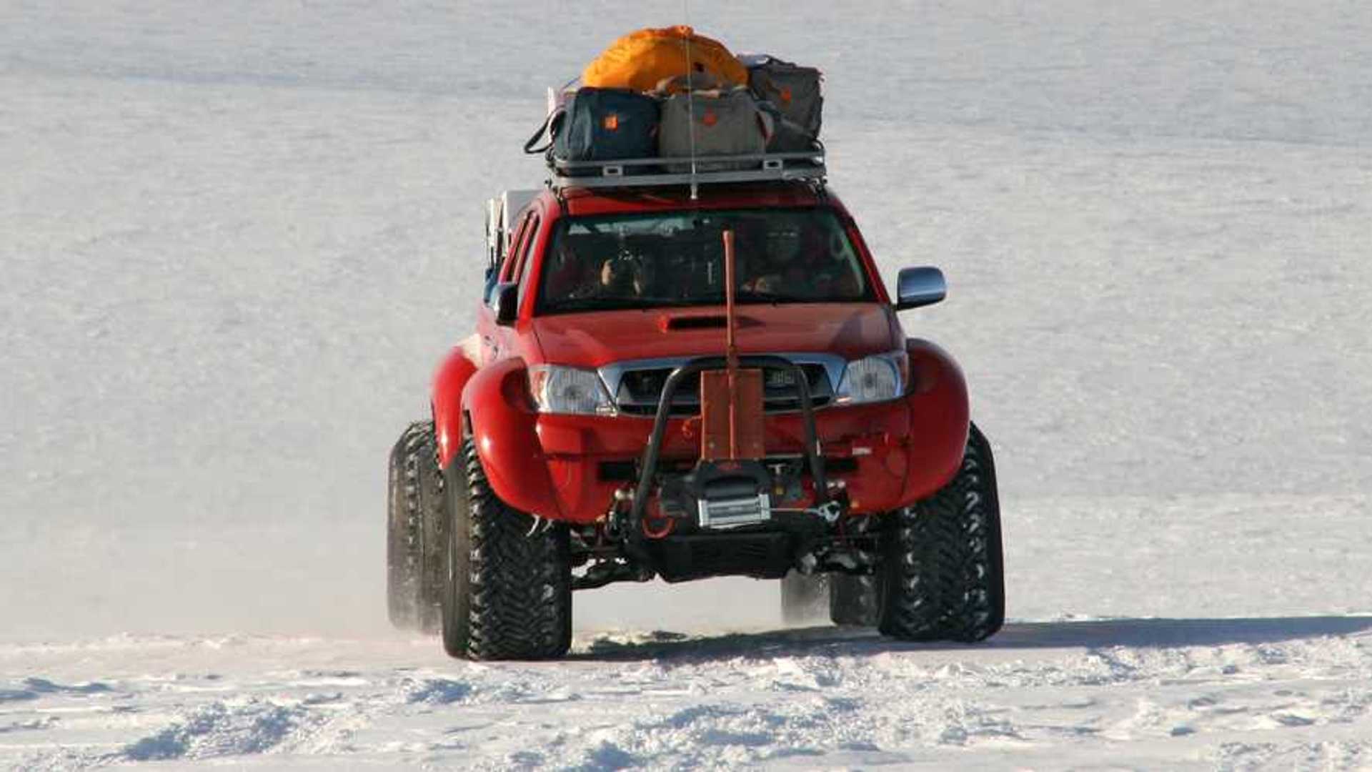 Toyota Hilux Arctic Trucks, il racconto di una sfida a -56 gradi