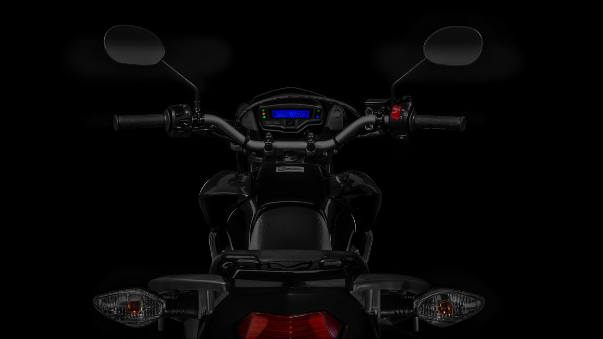 Honda apresenta NXR Bros 2015 com novo motor de 160 cc
