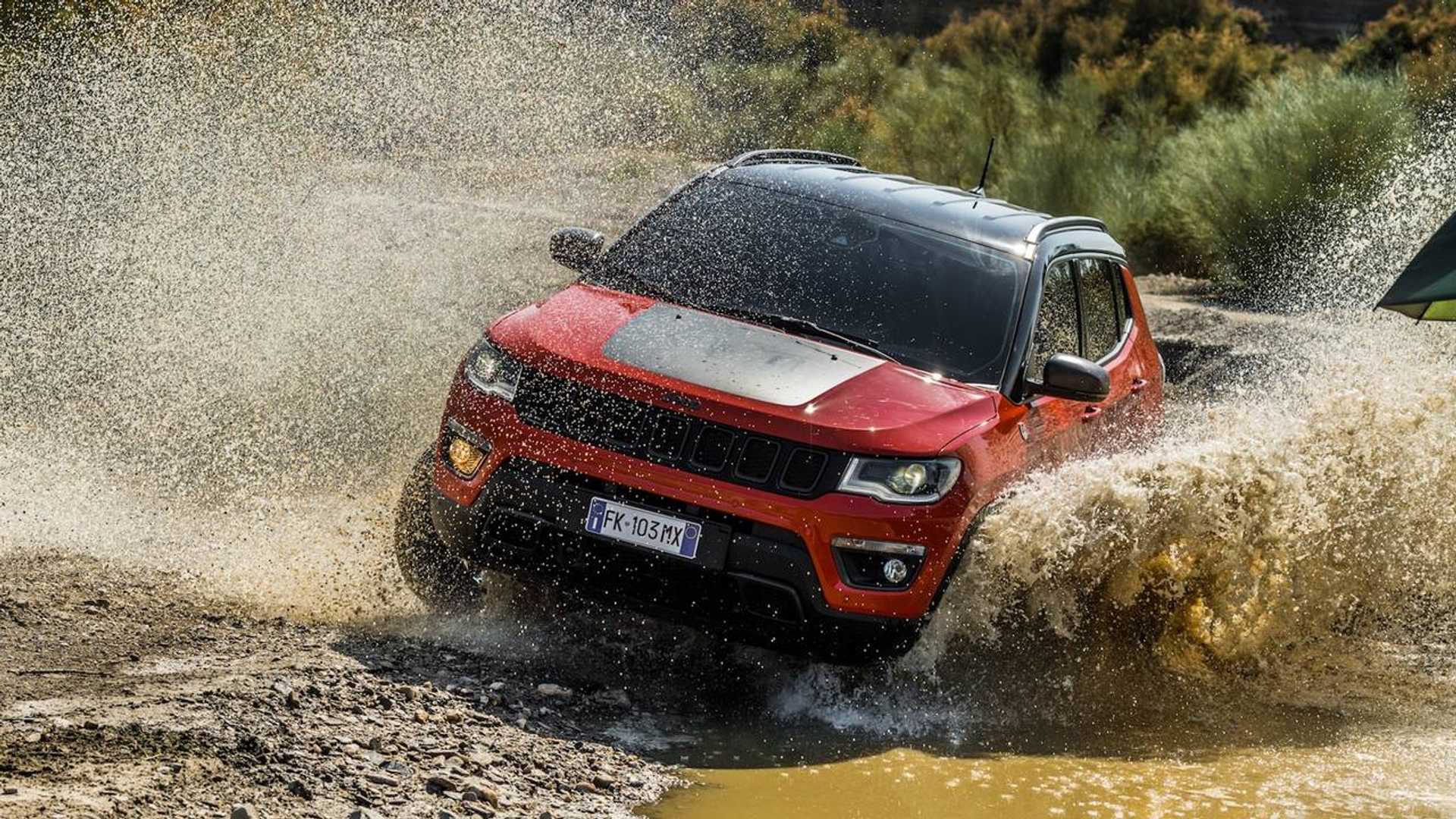 Jeep Compass Trailhawk, l'off-road è il suo terreno di caccia