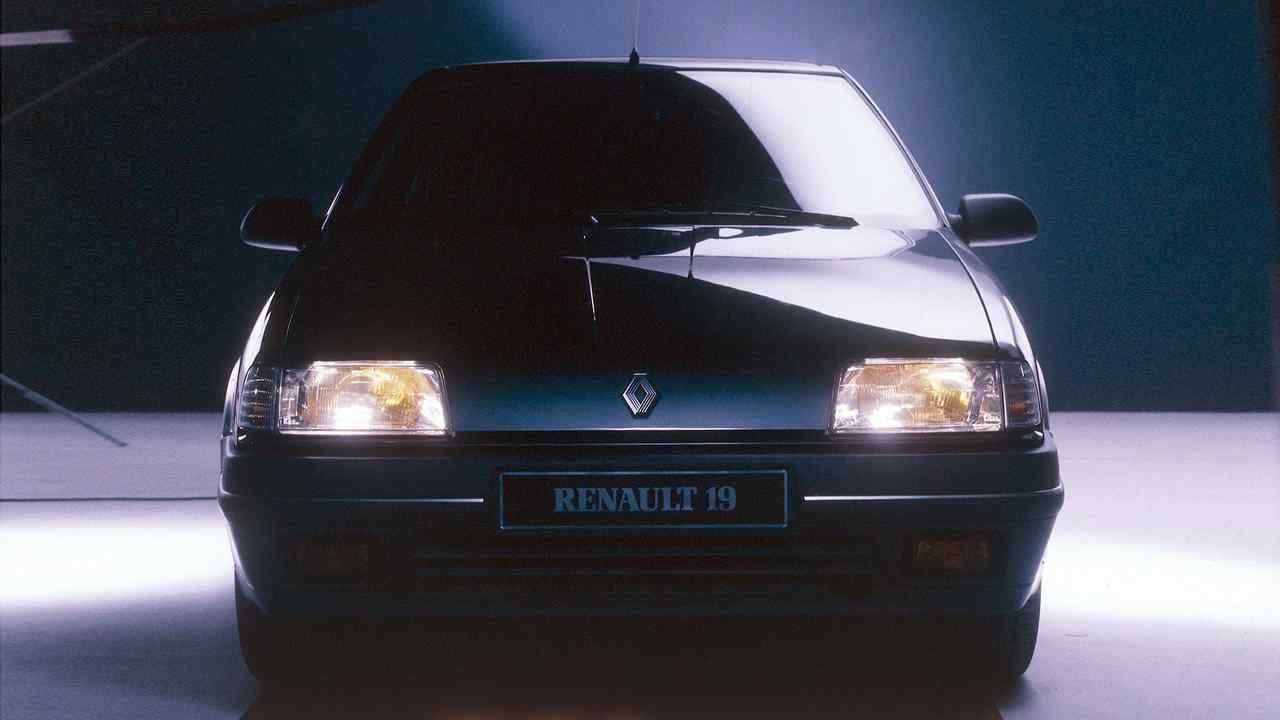 DIAPORAMA - La Renault 19 fête ses 30 ans
