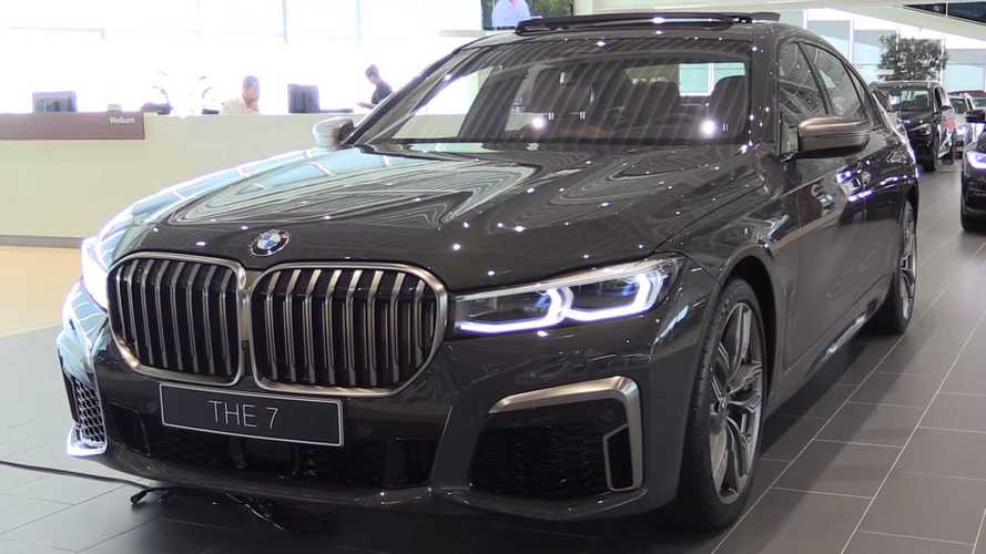 BMW M760Li Hits 189 MPH On The Autobahn To Stretch The V12’s Legs