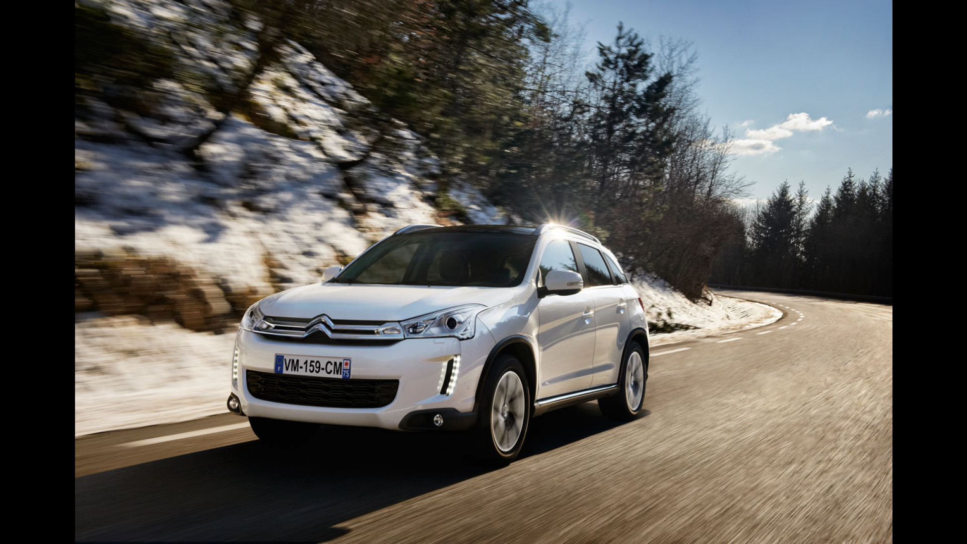 Citroen C4 Aircross: SUV compatta, confortevole e in stile DS